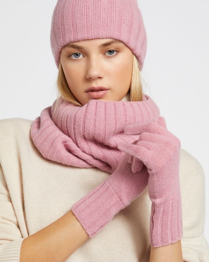 Carolyn Donnelly The Edit Pink 100 Cashmere Gloves Dunnes Stores