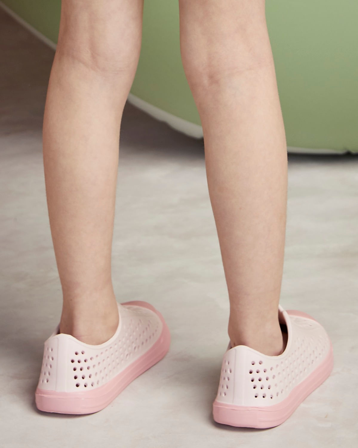 Leigh Tucker Willow Pool Shoe (Size 7-3) - Dunnes Stores