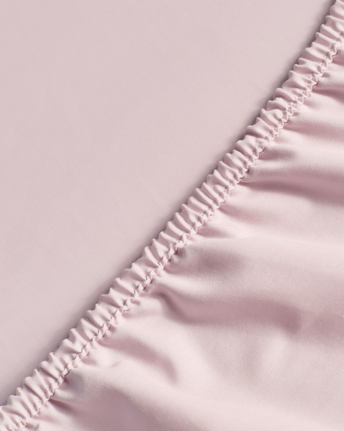 Luxury Percale Fitted Sheet 180 Thread Count - King Size - Dunnes Stores