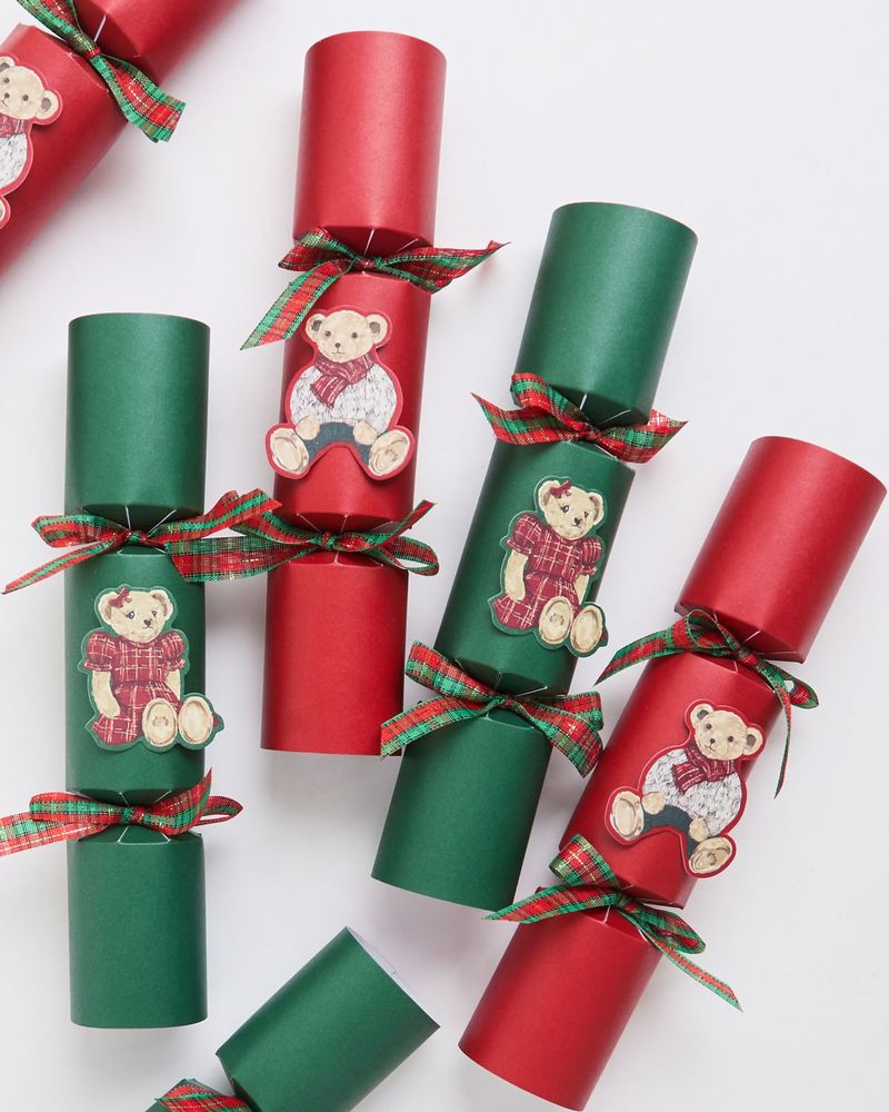 Paul Costelloe Living Bear Christmas Crackers - Pack Of 6 - Dunnes Stores